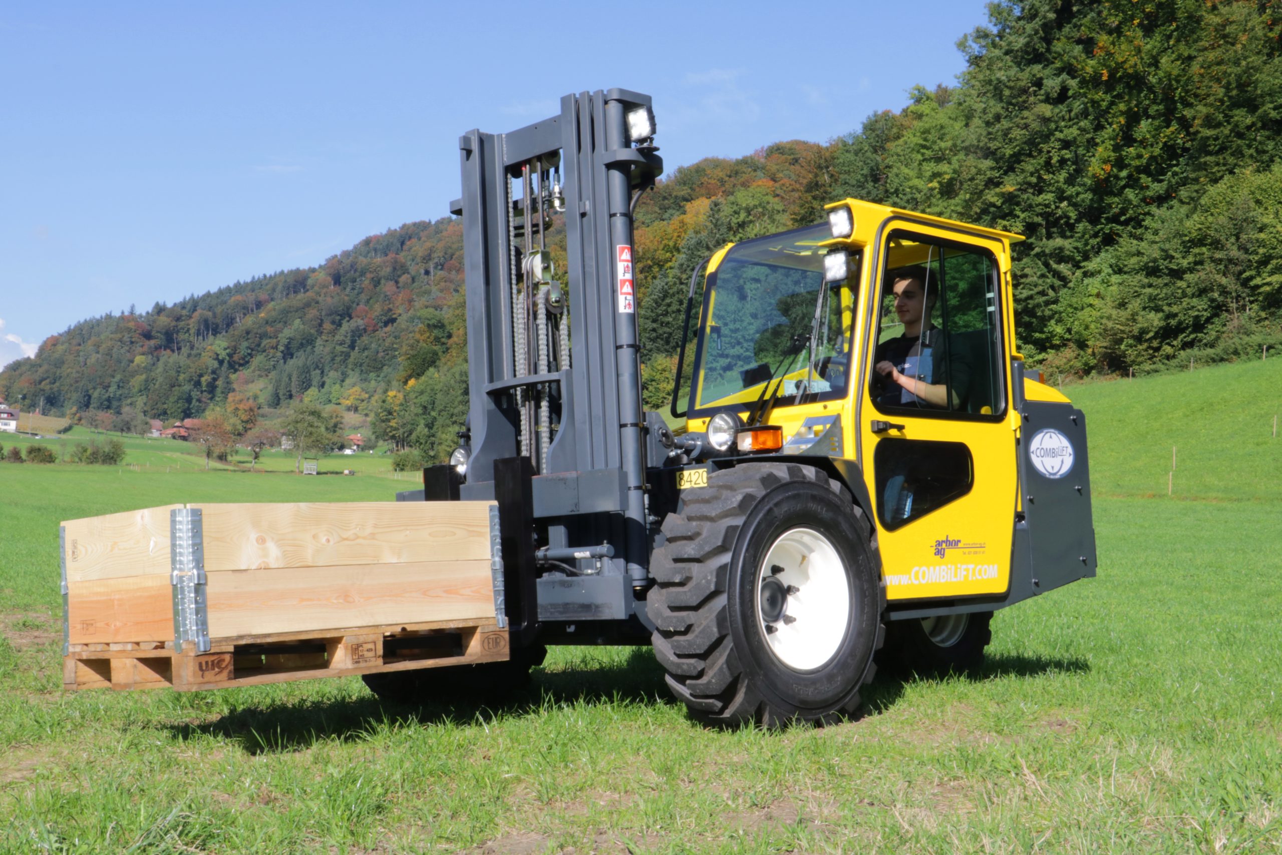 COMBI-RT - The Perfect Poultry & Agricultural Forklift - Combilift