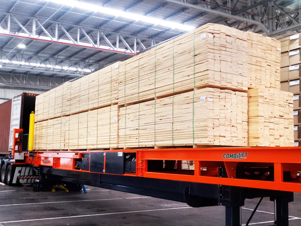 COMBI-CSS - Faster, Safer Container Loading with Combilift